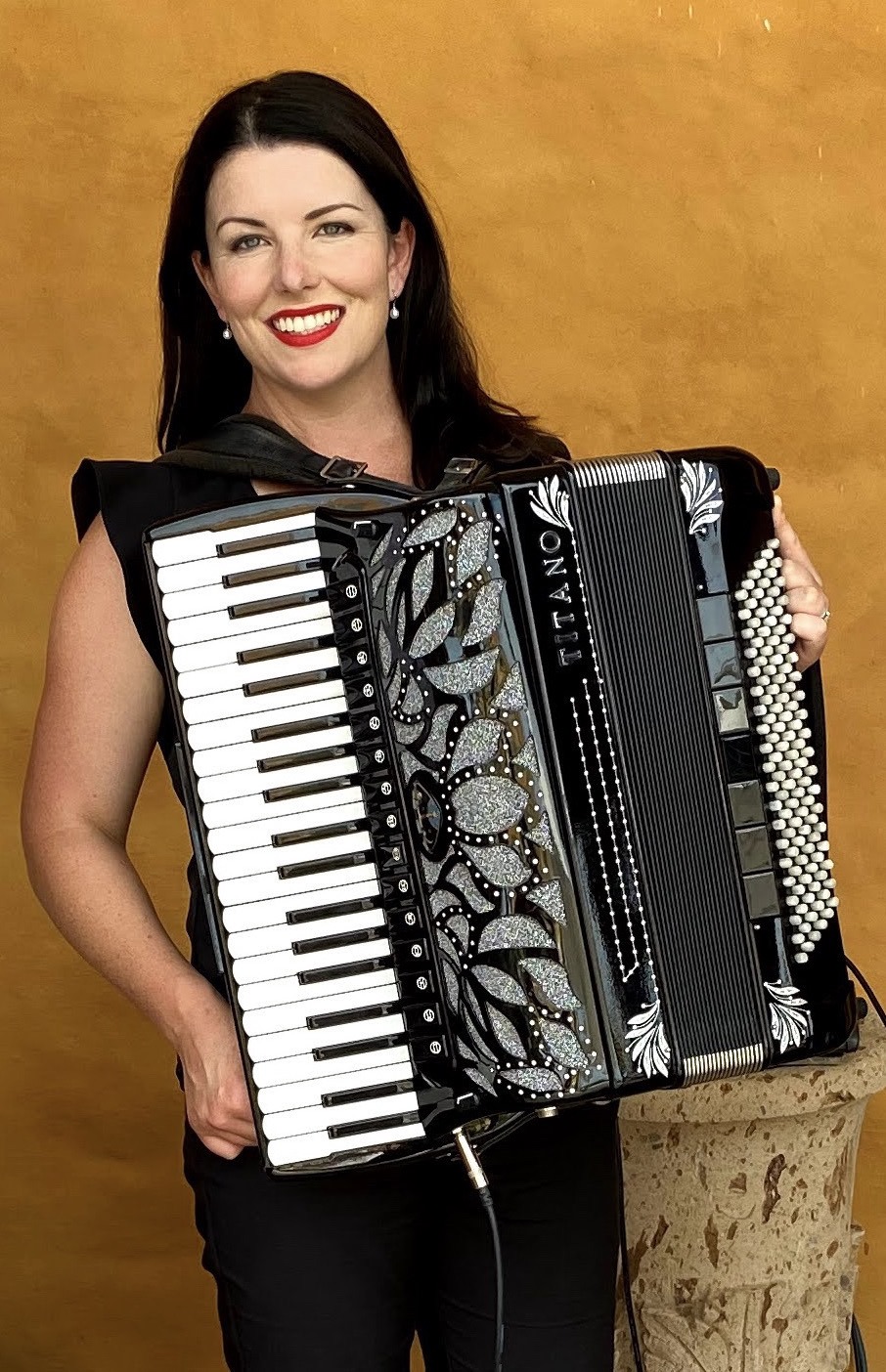 Tracey Collins Oktoberfest Performances - New Zealand - Accordions ...
